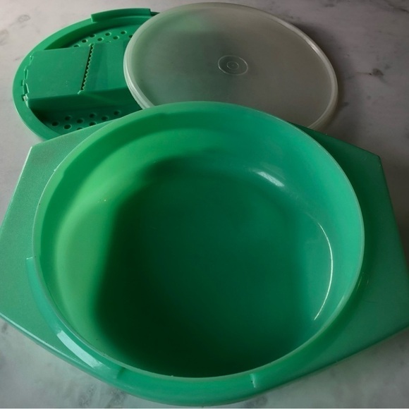 Tupperware | Kitchen | Vintage Turquoise Tupperware Bowl 7867 With ...